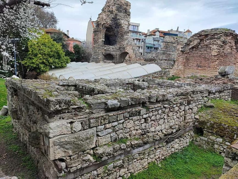 Varna Echoes: Flavors, Footsteps & Tales - Key Points
