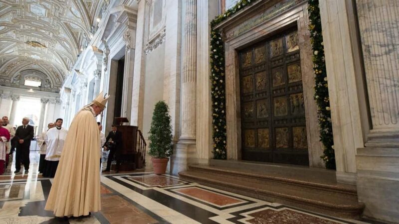 Vatican: Express Entry to St. Peter's & Holy Door. - The Rundown: What to Expect from the Tour