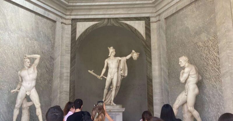 Vatican Guided Tour: Sistine Chapel and Michelangelo's Works - Key Points