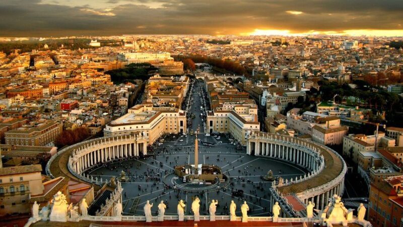 Vatican Museums: Private Tour with Sistine and St. Peter's - Who Should Consider This Tour?