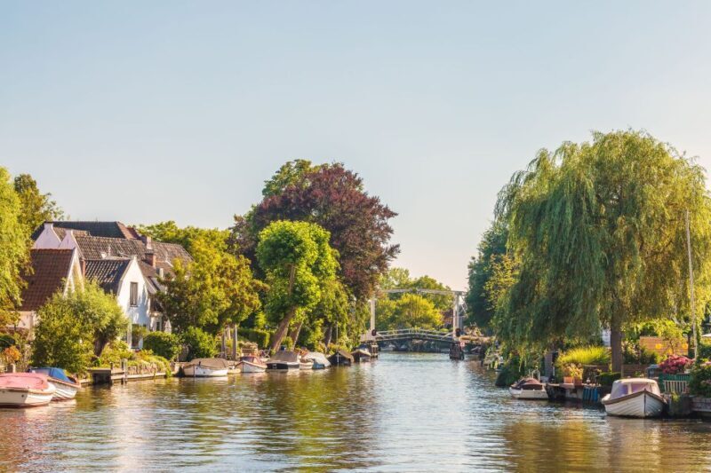 Vecht River: Private Tour sightseeing Cruise with diner - Final Thoughts: A Worthwhile Dutch Escape