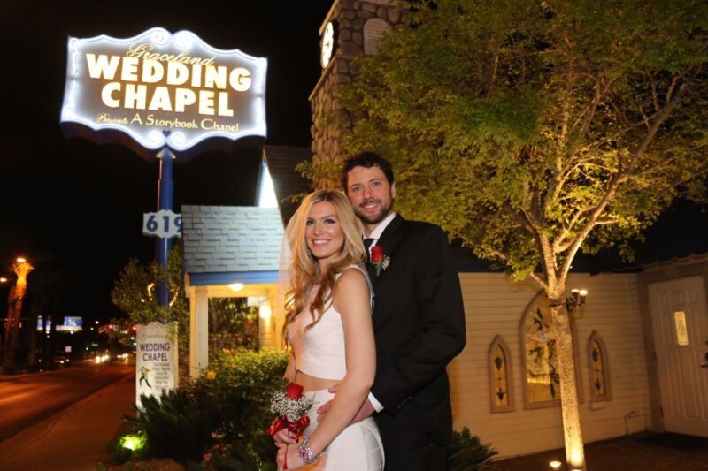 Vegas: Elvis-Themed Graceland Chapel Wedding or Vow Renewal - In The Sum Up