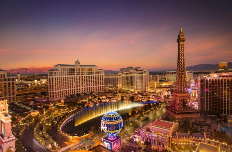 Vegas Highlights: Neon Lights & Desert - Audio Driving Tour - The Practicalities of the Tour