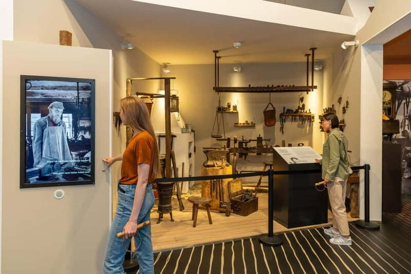 Velbert: Admission ticket to the German Castle and Fittings Museum - What to Expect Inside