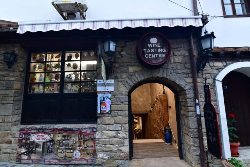Veliko Tarnovo: 5 local wines with Bulgarian Appetiezers - A Deep Dive into the Experience