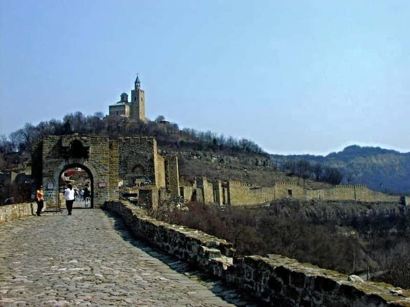 Veliko Tarnovo & Arbanasi Full day tour - Key Points