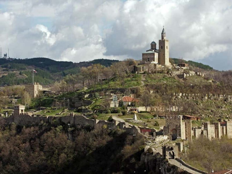 Veliko Tarnovo & Arbanasi Full day tour - Authentic Insights from Travelers