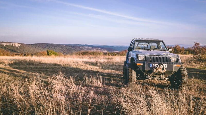 Veliko Tarnovo: Off-Roading in Jeep Daihatsu or Smart ForTwo - Key Points