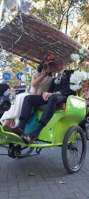 Veloloco Rickshaw Tour Cologne Sightseeing Wedding Brewery Birthdays - Who Should Consider This Tour?
