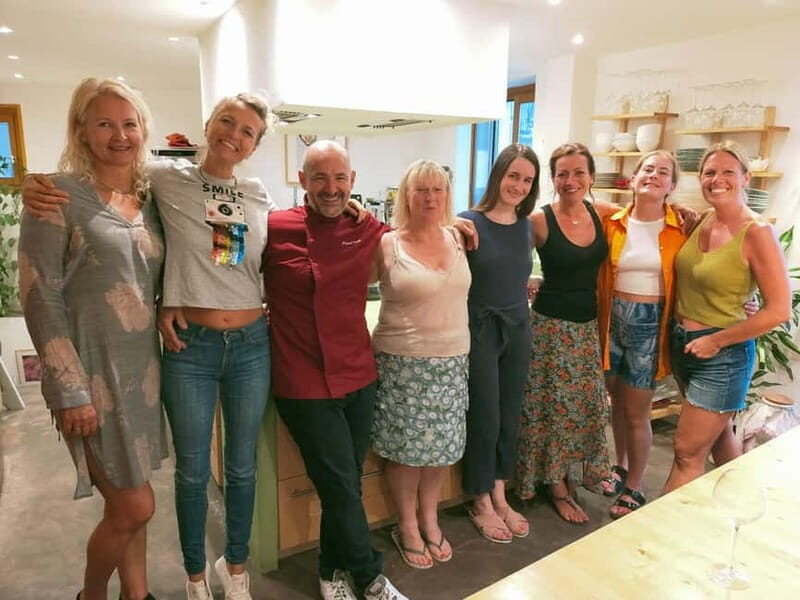 Vence: Cooking Class with a French Chef and Bottle of Wine - Who Should Consider This Tour?