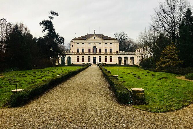 Veneto Villas, Medieval Towns and Grana Padano Production day tour - Exploring Palladian Villas: Art and Architecture