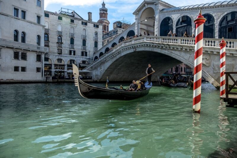 Venice: 2-Hour Private Photo Walk - Key Points