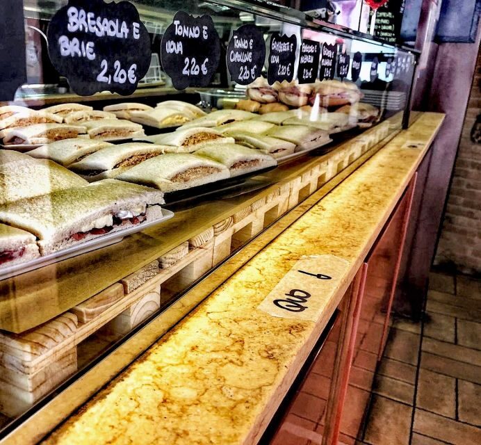 Venice: A Culinary Journey Through Brunetti's Mysteries - Practical Tips for Travelers