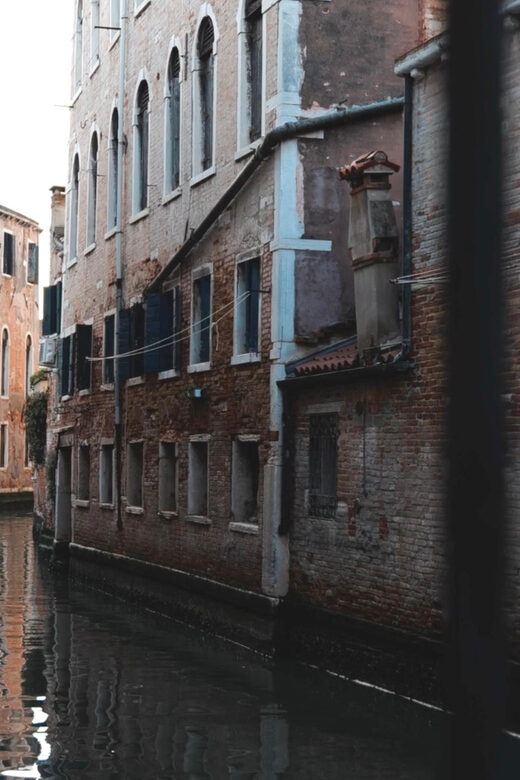 Venice: A Private Session With a Local Videomaker - Key Points
