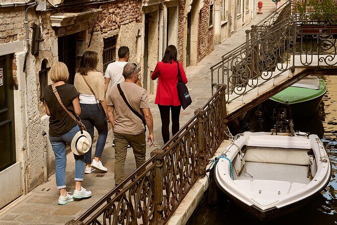Venice Art Walking Tour with Gondola Ride - FAQ