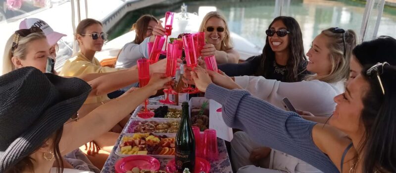 Venice Beach & Malibu View Boat Cruiser- Music Wine Sealions - Key Points
