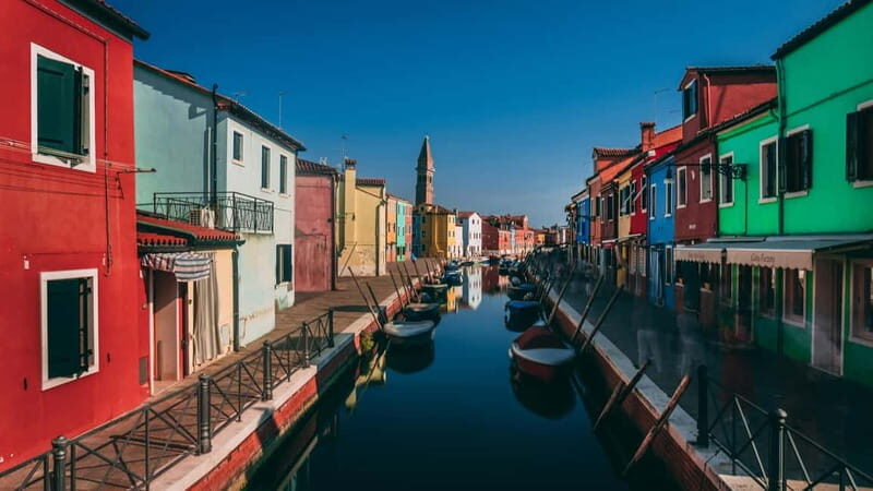 Venice: Boat Tour, Murano, Burano & Mysterious Secret Island - An Introductory Overview
