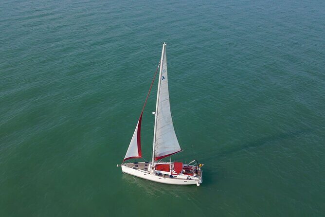 Venice Boat Tour with Aperitif and Music on a Sailing Boat - Setting Sail: What to Expect on the Tour
