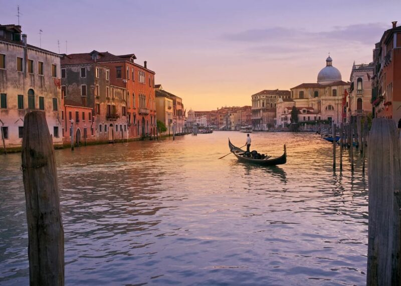 Venice Canal Cruise: Exclusive Gondola Ride & Hidden Sights - What To Expect: A Step-by-Step Breakdown