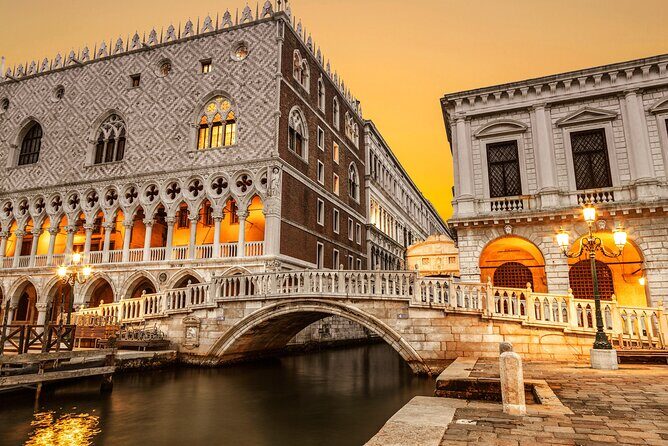 Venice: Casanova Charm Carnival Treasure Hunt - Value and Practical Details