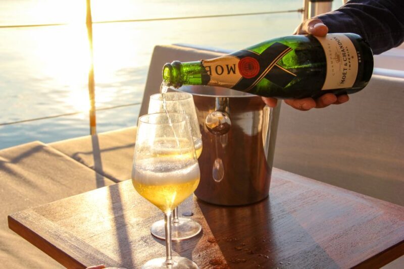 Venice: Catamaran Sunset Jazz Cruise with Aperitivo - Practical Tips for Your Voyage