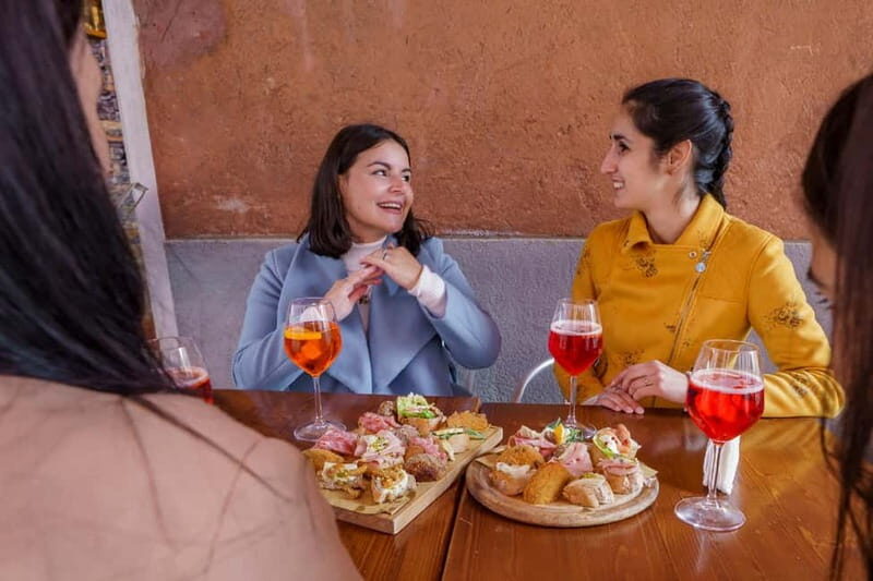 Venice: Cicchetti, Spritz, and Wine Tour in Ghetto Ebraico - Key Points