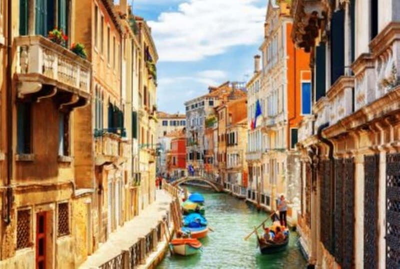 Venice: City Pass 30+ sights, St. Marks Museums & Gondola - FAQ