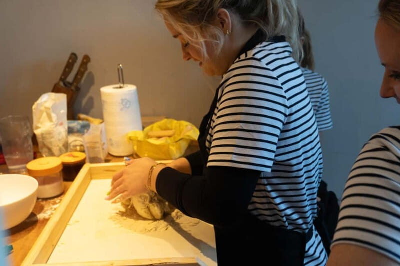 Venice: Cooking Class + Guitar Concert at Chef's Francesco - Practical Considerations