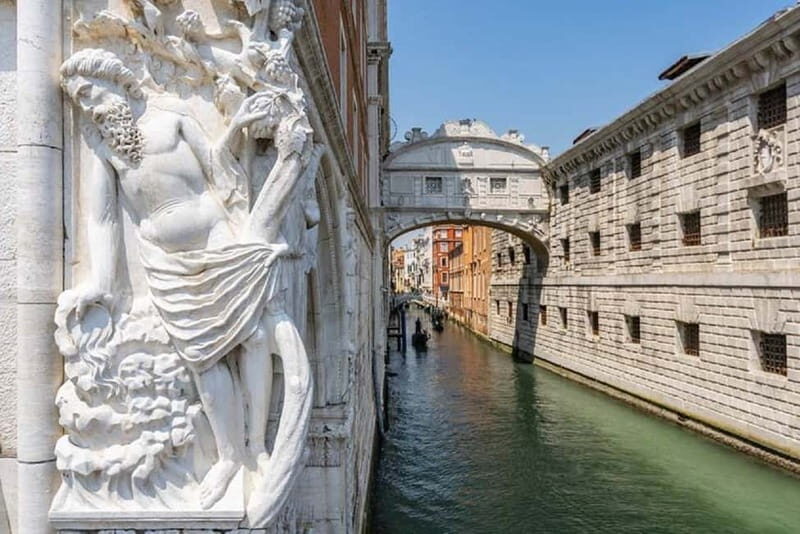 Venice: Doge Palace Guided Tour & Secret Itineraries Option - Key Points
