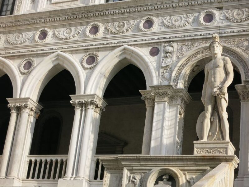 Venice: Doge's Palace and Basilica Tour with Gondola Ride - The Experience: What Travelers Say
