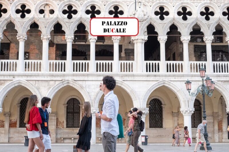 Venice: Doge's Palace, Bridge of Sighs & Prisons Guided Tour - Key Points