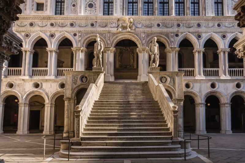 Venice: Doge's Palace, Bridge of Sighs & Prisons Guided Tour - Price and Value