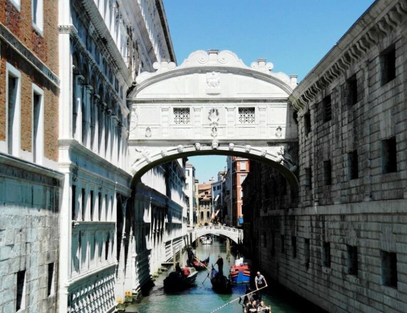 Venice: Doge's Palace Guided-Tour & Gondola Ride - Who Should Book This Tour?