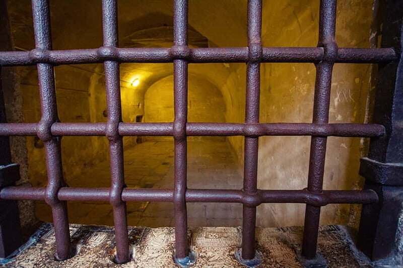 Venice: Doges Palace, Prison, and Secret Passageways Tour - Practical Tips and Considerations