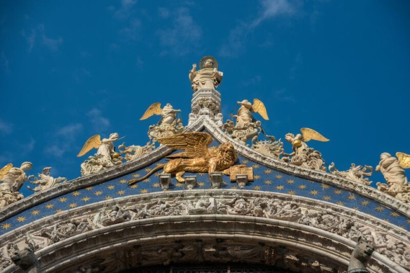 Venice: Doge's Palace with St. Mark's Basilica & Gondolas - The Journey Begins: Meeting Point and Logistics