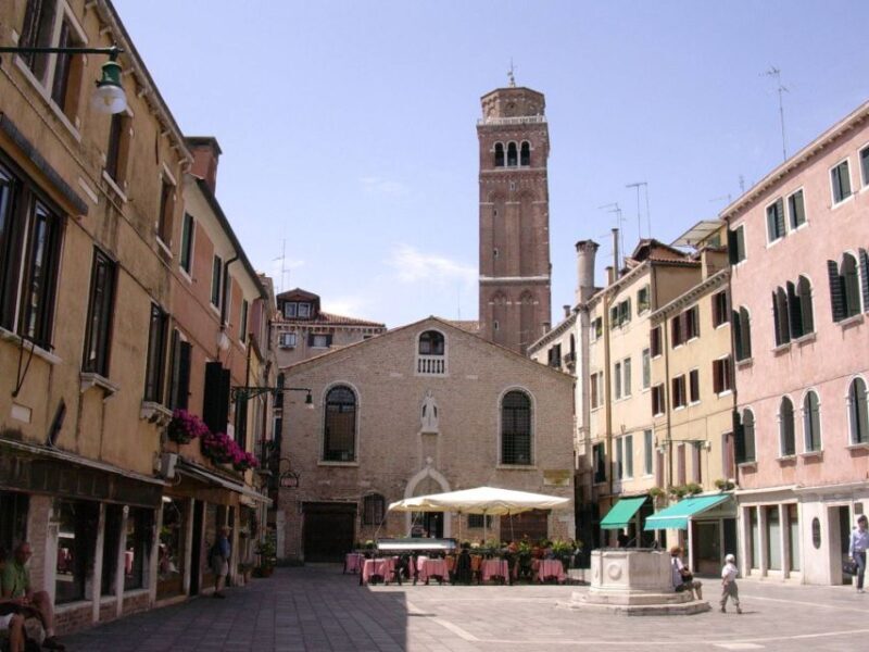 Venice: Dorsoduro and San Polo District Private Walking Tour - Key Points