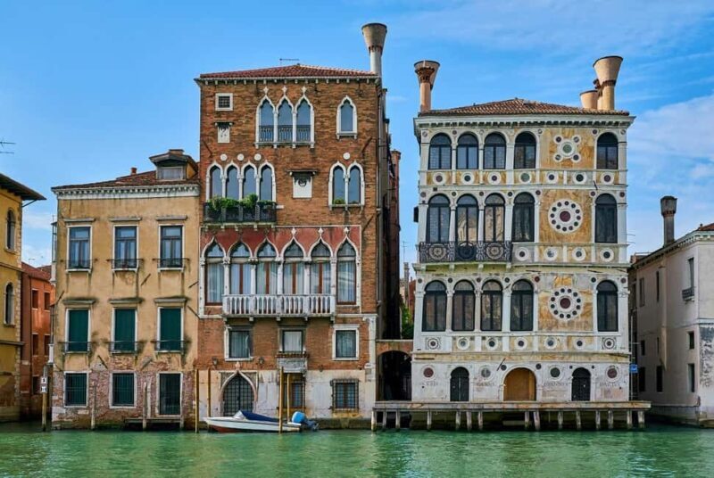 Venice: Gondola Ride Along Grand Canal and Hidden Corners - Key Points