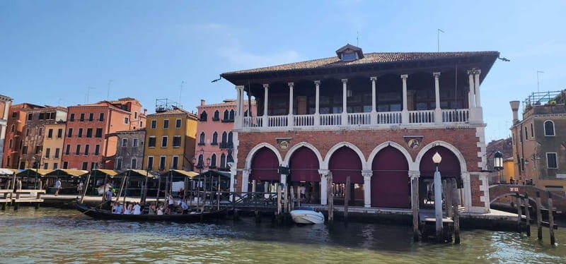 Venice: Grand Canal Film Locations Photo Tour by Water Taxi - Key Points