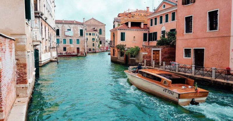 Venice: Guided Walking Tour with skip-the-line tickets - An In-Depth Look at the Tour