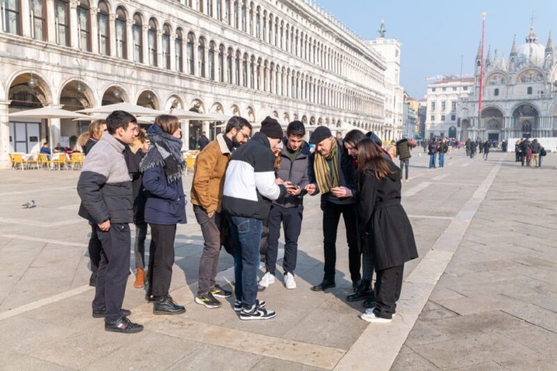 Venice: Hidden Spots Guided Photography Tour - Key Points