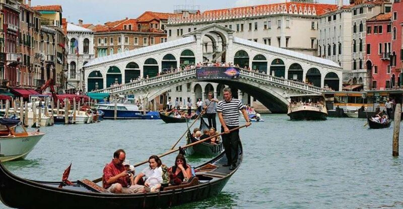 Venice Hidden Treasures: Walk & Gondola Ride - What Travelers Say