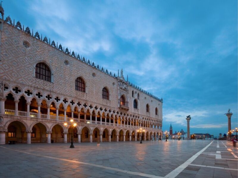 Venice: Highlights with Local Private Walking Tour & Gondola - Who Should Consider This Tour?