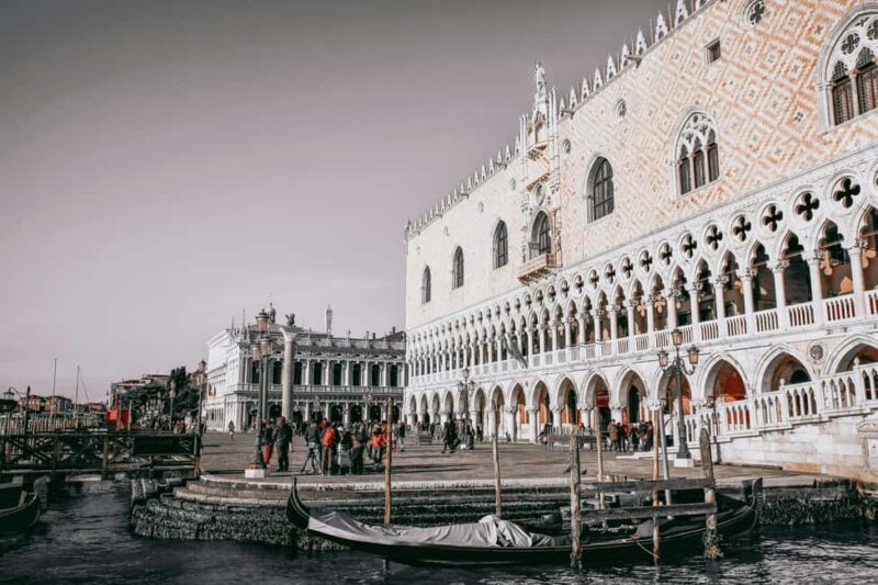 Venice: History Tour of Doge's Palace and Casanova's Prison - FAQ