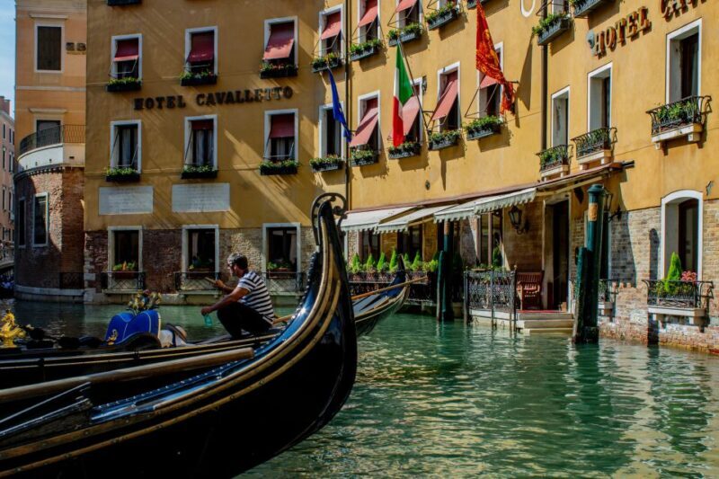 Venice: Insta-Perfect Walk with a Local - In-depth Review of the Venice Insta-Perfect Walk