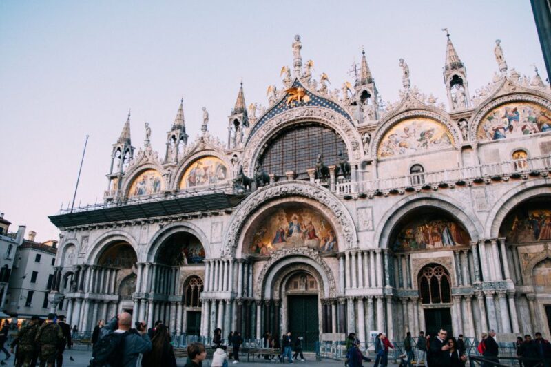 Venice: Insta-Perfect Walk with a Local - FAQs