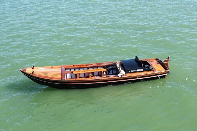 Venice Lagoon Tour with Historic Venetian Boat - Who Should Book This Tour?