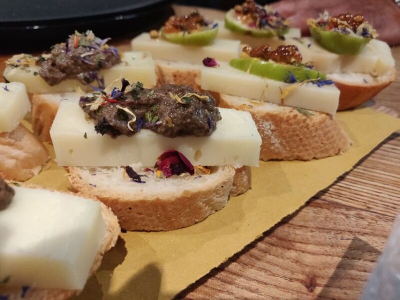 Venice: Local Fish Market With Cicchetti, Lunch, and Wine - Authentic Experiences: What Travelers Love