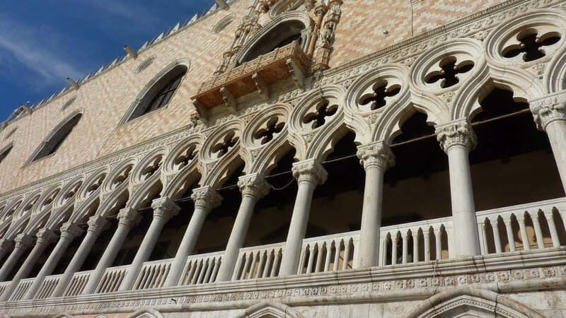 Venice Must-See: St.Mark's Basilica, Doge's Palace & Gondola - Exploring Venice’s Landmarks with a Guide