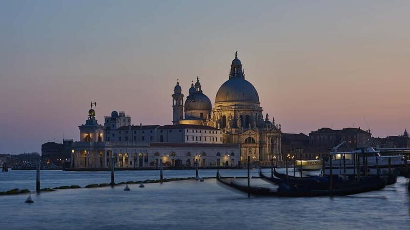 Venice: Night Guided Walking Tour of the City's Highlights - Who Will Love This Tour?