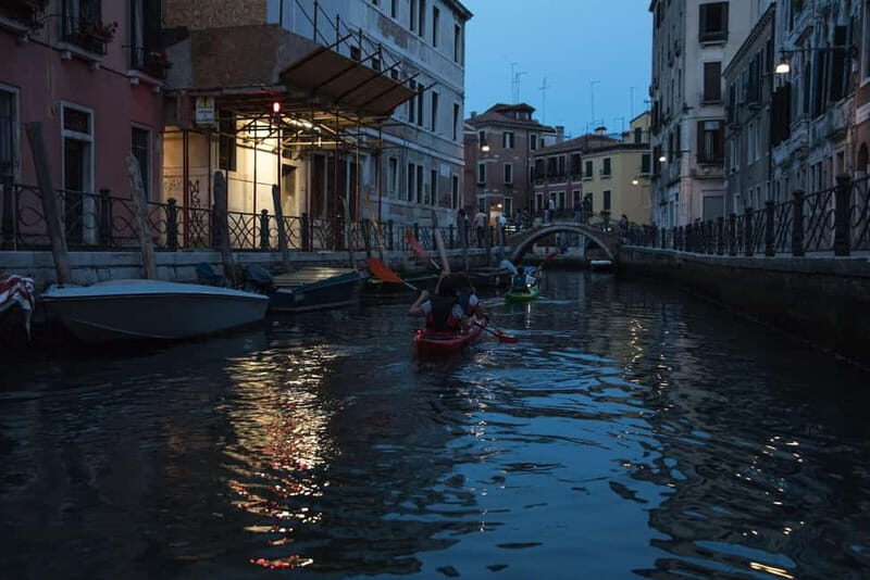 Venice: Night + Sunset Kayak Tour Kayak in the Canals - An Honest Look at the Venice Night + Sunset Kayak Tour